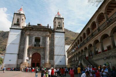 Como llegar a Chalma en autobús, taxi o auto.